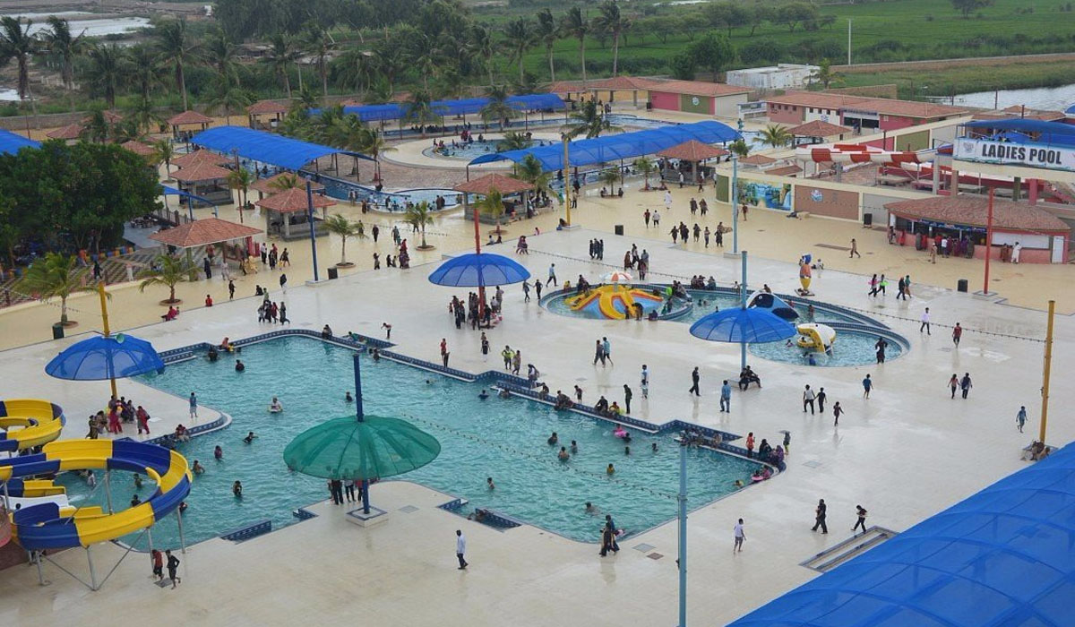 Sunway Lagoon Water Park Ticket Price & Timings 2025 - Address, Contact ...