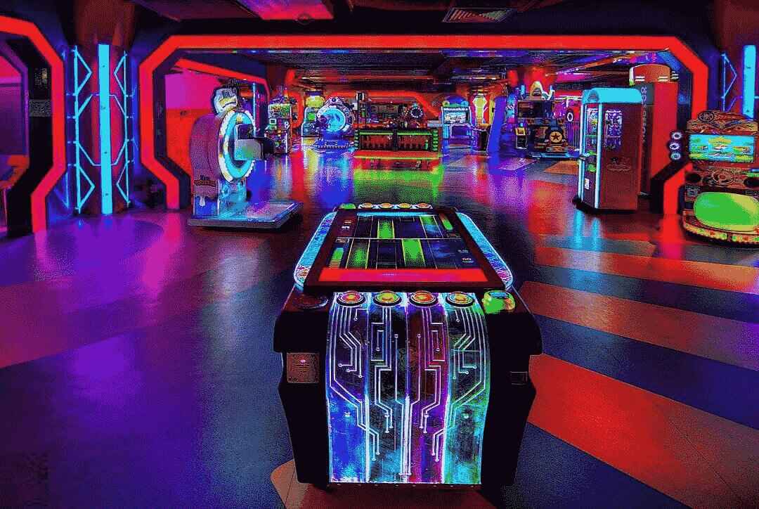 Playdium Avenue Mall Lahore 2026 - Address, Contact Numbers & Information