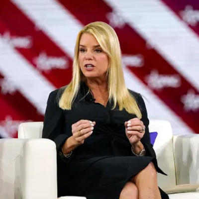 Pam Bondi Education, Controversy, Age, Religion, children, Wiki & Net Worth