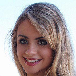 Chelsea Collins's Instagram, Twitter & Facebook on IDCrawl